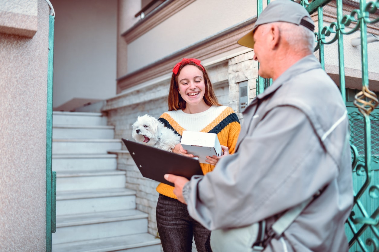 Who Is Liable for Dog Bite Injuries to Delivery Drivers in Colorado?